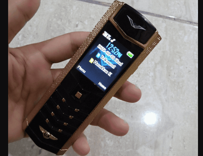 HP Vertu Harga 150 Juta: Simbol Kemewahan Dan Eksklusivitas Di ...